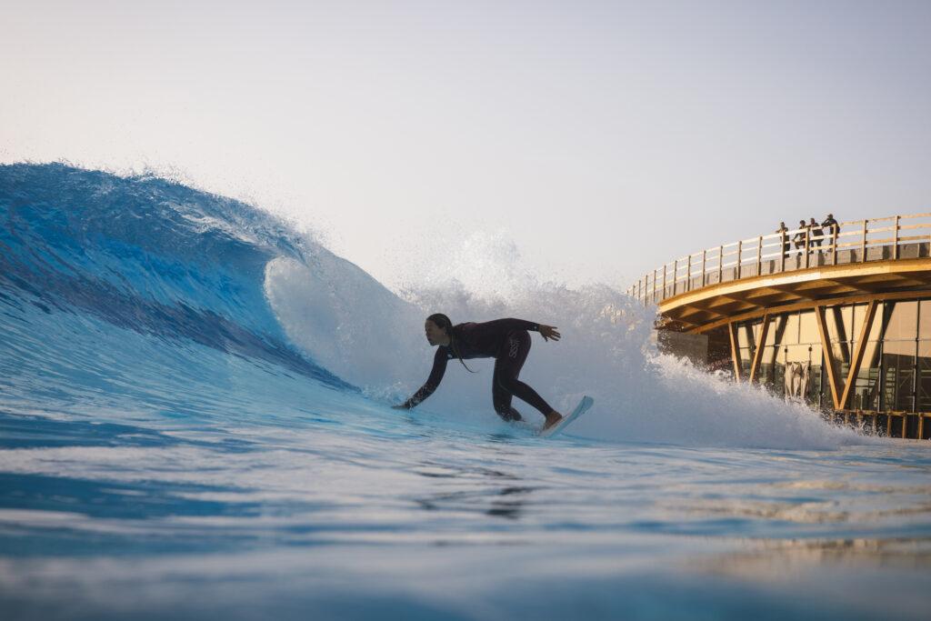 Endless Surf Unveils Next-Gen Wave Tech in Munich Surf Park: O2 ...